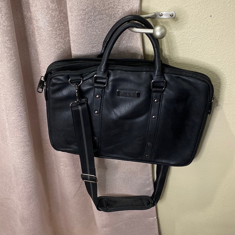 Keneth Cole Reaction Messenger Bag / Laptop Carrier. … - Gem